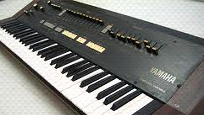 KitMonsters – Yamaha SK20. The music makers’ guide to making music.